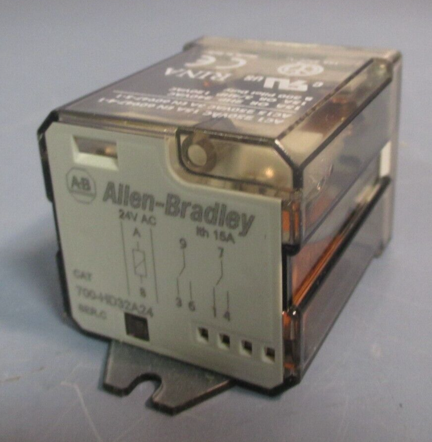 Allen-Bradley Control Relay Flange Mount 15A 24 Volt AC 700-HD32A24 ...