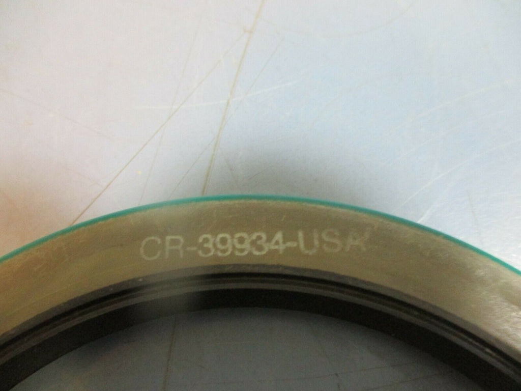 CR Seals 39934 Oil Seal NWOB LOT OF 6 | eTech Surplus