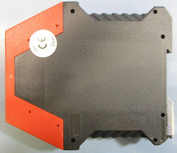 Schneider Electric Telemecanique XPSAC5121 Emergency Stop Monitoring D ...