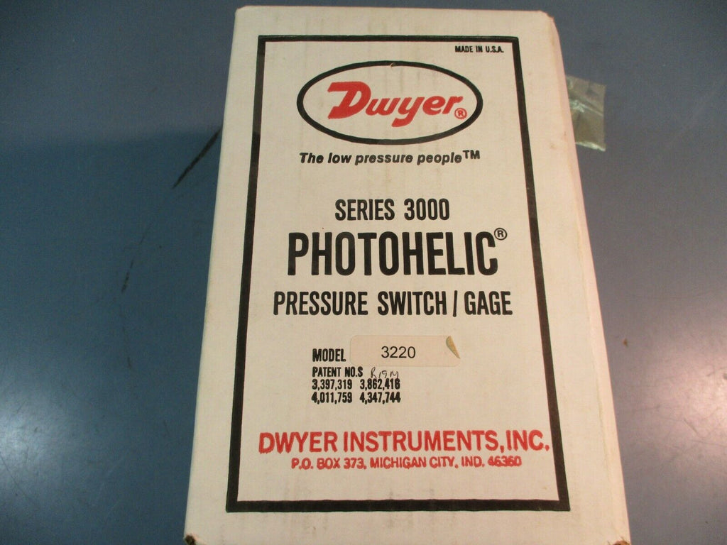 Dwyer Series 3000 Photohelic Pressure Switch / Gage 3220 NEW | eTech ...
