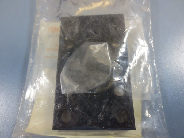 Rexroth P-057339-K0002 Flange Mount Kit P057339K0002 New!! | eTech Surplus